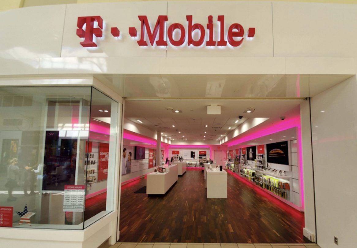 T-Mobile is Latest Retailer to Close Flagship Store in Downtown San ...